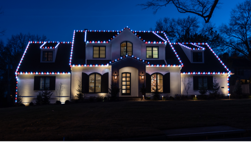Christmas Lighting Ideas for Your Roof |Chris Light Co | Christmas ...